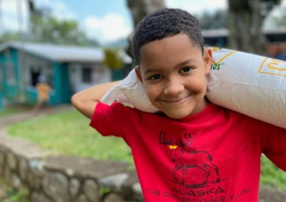 When doing chores is fun in the Dominican Republic - especially when it ...